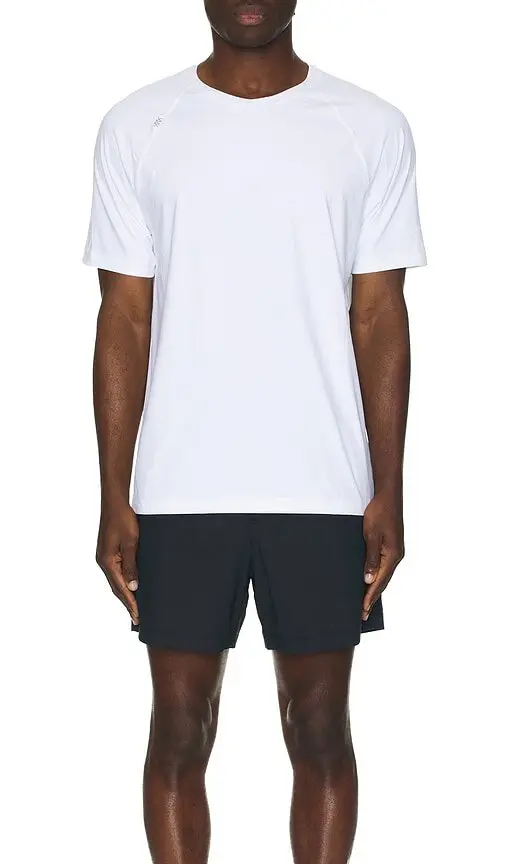 RHONE Reign Short Sleeve Tee In White - Bright White