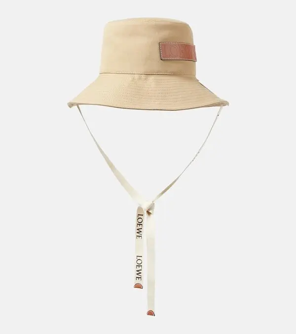 Loewe Logo Bucket Hat - White