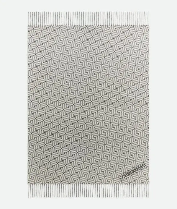Bottega Veneta Cashmere Blanket With Intreccio Motif - Grey