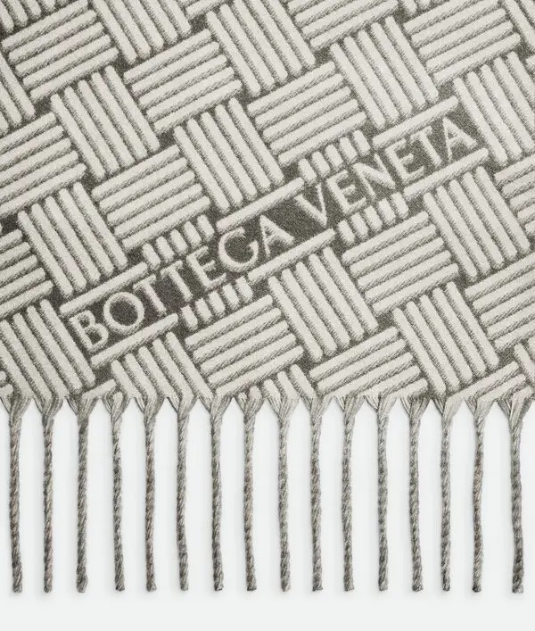 Bottega Veneta Cashmere Blanket With Intreccio Motif