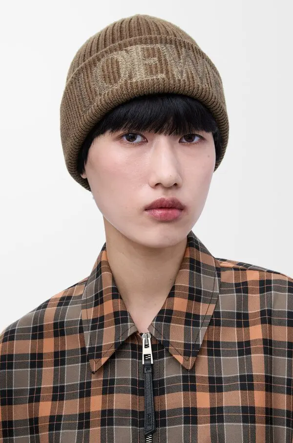 Loewe Beanie In Wool - Light Brown