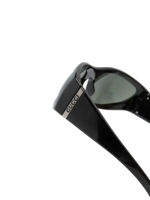 Gucci Logo-plaque Sunglasses