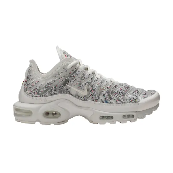 Nike Air Max Plus Sneakers - White