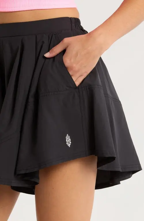 Free People Center Court Shorts - Black