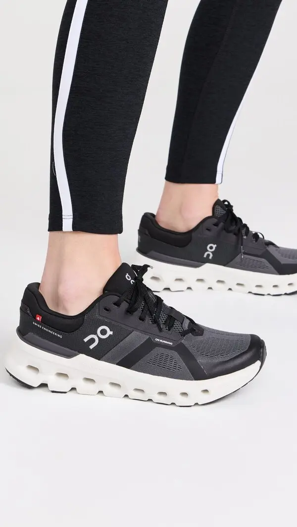 On Cloudrunner 2 Sneakers - Eclipse Black