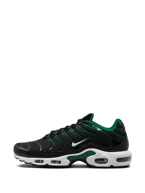 Nike Air Max Plus Sneakers