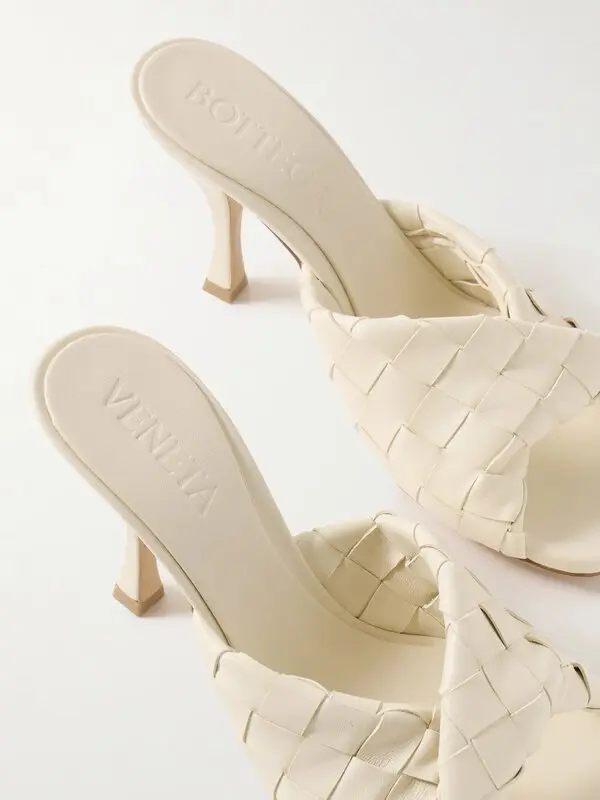 Bottega Veneta Twisted Intrecciato Leather Mules - Neutrals