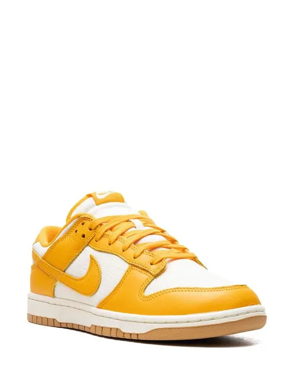 Nike Dunk Low University Gold Sneakers - Yellow