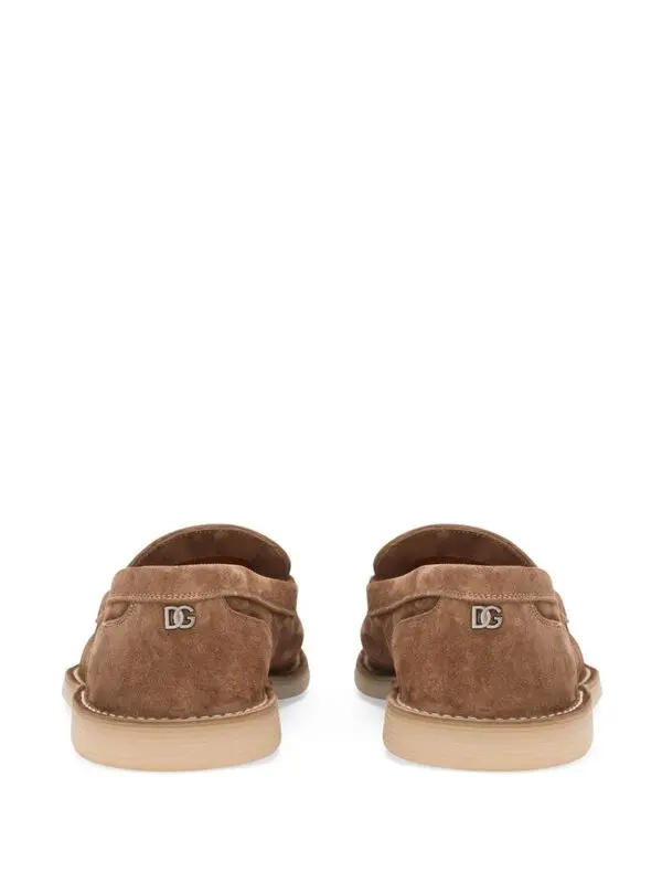 Dolce & Gabbana Dg-plaque Suede Loafers - Brown