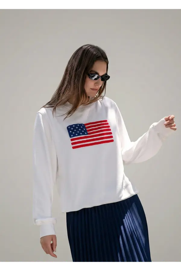 ELLSWORTH + IVEY Elle American Flag Sweatshirt - Neutral