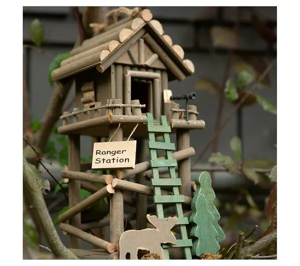 ZINGZ & THINGZ Ranger Station Birdhouse