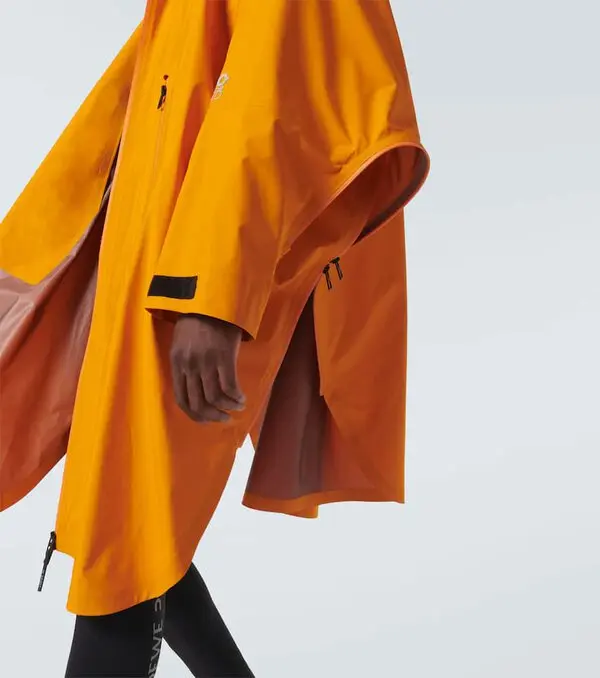 Loewe X On Technical Cape