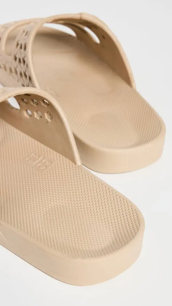 Freedom Moses Paz Sandals - Sands