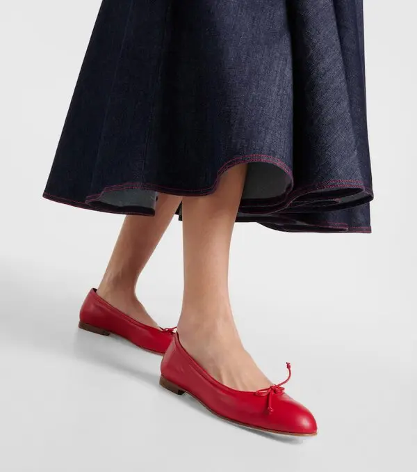 Manolo Blahnik Veralli Verona Leather Ballet Flats - Red