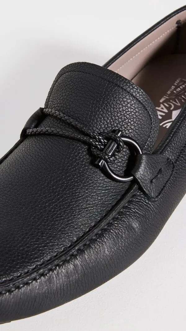 FERRAGAMO Front Driving Loafer - Nero