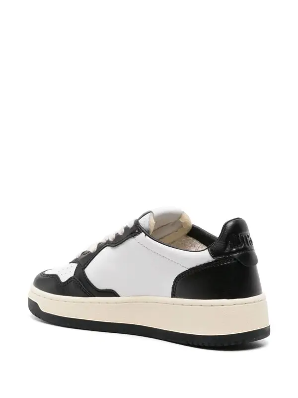 AUTRY Medalist Leather Sneakers - White