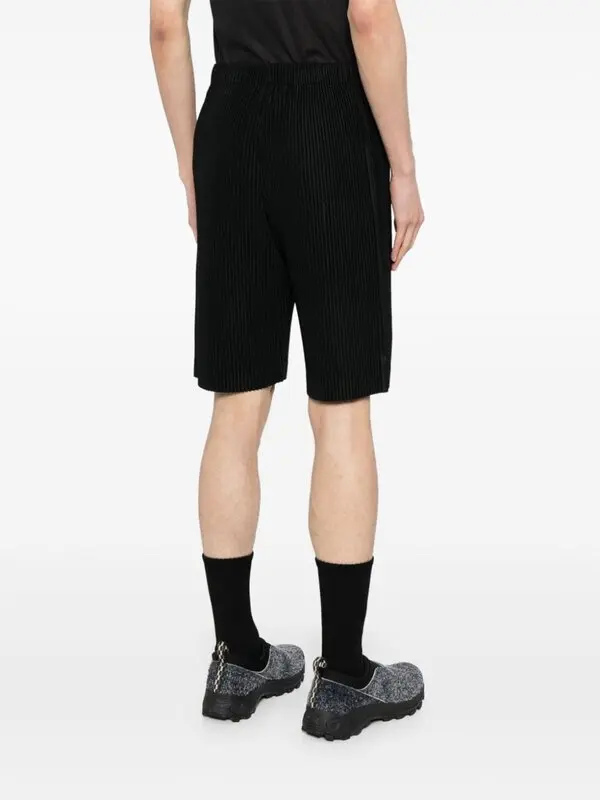 Issey Miyake Plissé Pleated Bermuda Shorts - Black