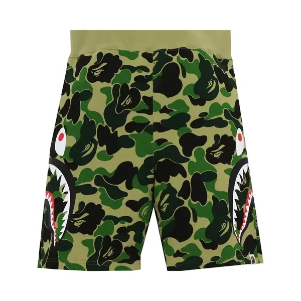 A BATHING APE Abc Camo Shark Sweat Shorts - Green