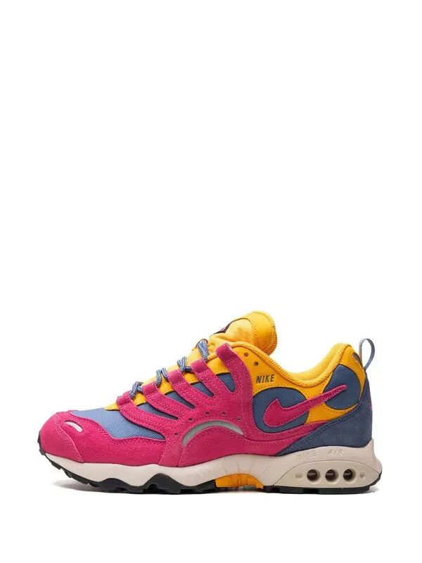 Nike Air Terra Humara Alchemy Sneakers - Pink