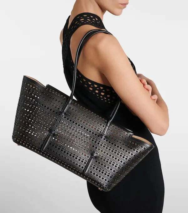 Alaïa Mina 32 Leather Shoulder Bag