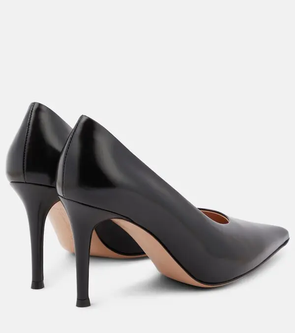 GIANVITO ROSSI Robbie Leather Pumps - Black
