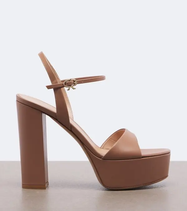 GIANVITO ROSSI Leather Platform Sandals - Beige