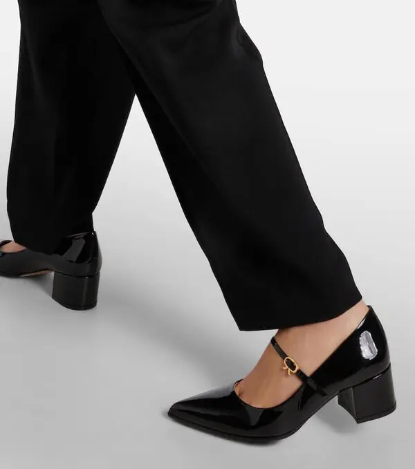 Gianvito Rossi Ribbon Patent Leather Mary Jane Pumps In Black - 30