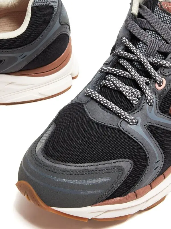 Saucony Progrid Triumph Suede Sneakers