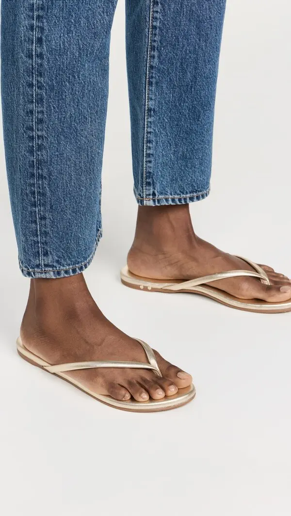 Beek Sunbeam Flip Flops - Platinum