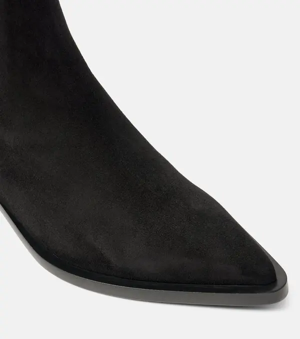 GIANVITO ROSSI Wylie Suede Ankle Boots - Black