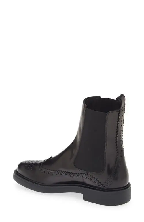 TOD'S Wingtip Chelsea Boots