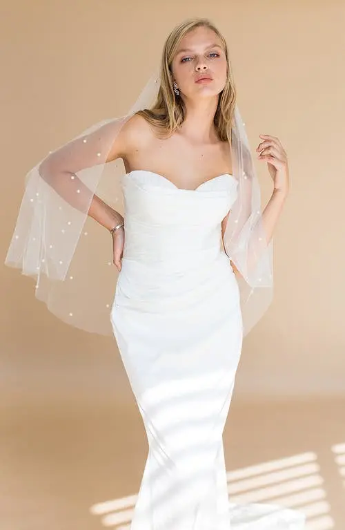 Brides & Hairpins Adalet Crystal Embellished Veil - Ivory