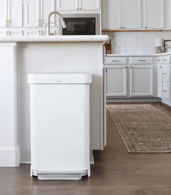 SIMPLEHUMAN Rectangular Pedal Bin