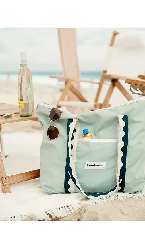 BUSINESS & PLEASURE Beach Bag - Rivie Green