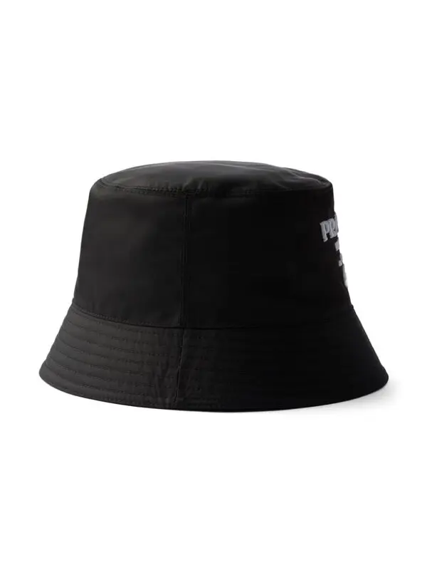 PRADA logo padded bucket hat Prada Re-Nylon Metal Triangle Logo Padded Bucket Hat M Black  main image 4