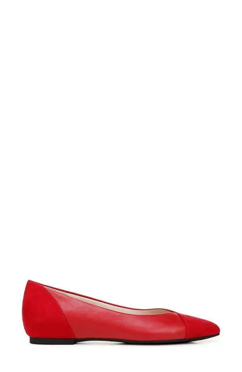LIFESTRIDE Promise Pointed Toe Flat