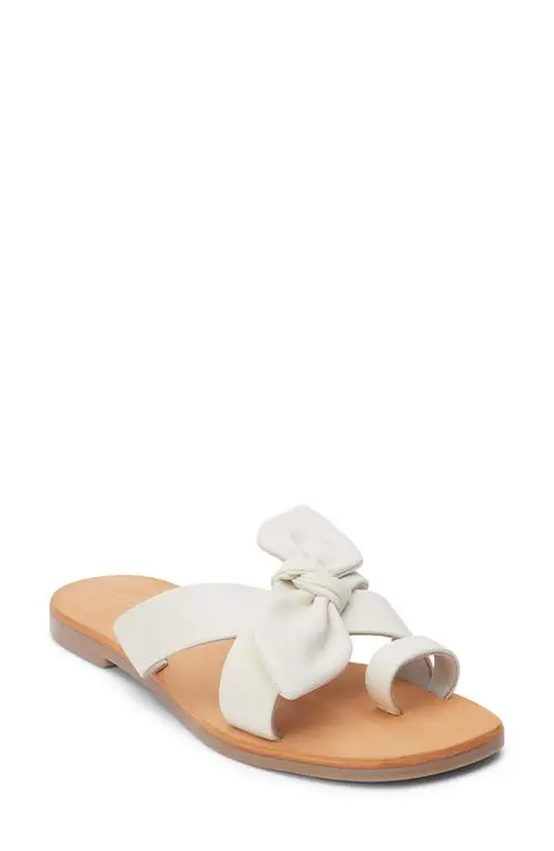 Matisse Vaughn Toe Loop Sandal - White