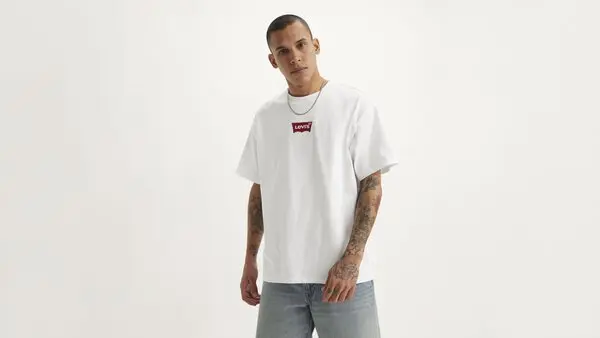 LEVI'S Embroidered Badge Vintage Fit Graphic T-shirt - Badge White