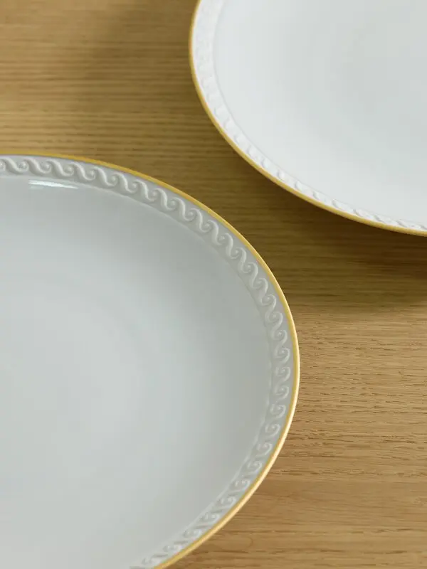 L'Objet Neptune Set Of Two Gold-plated Porcelain Dinner Plates