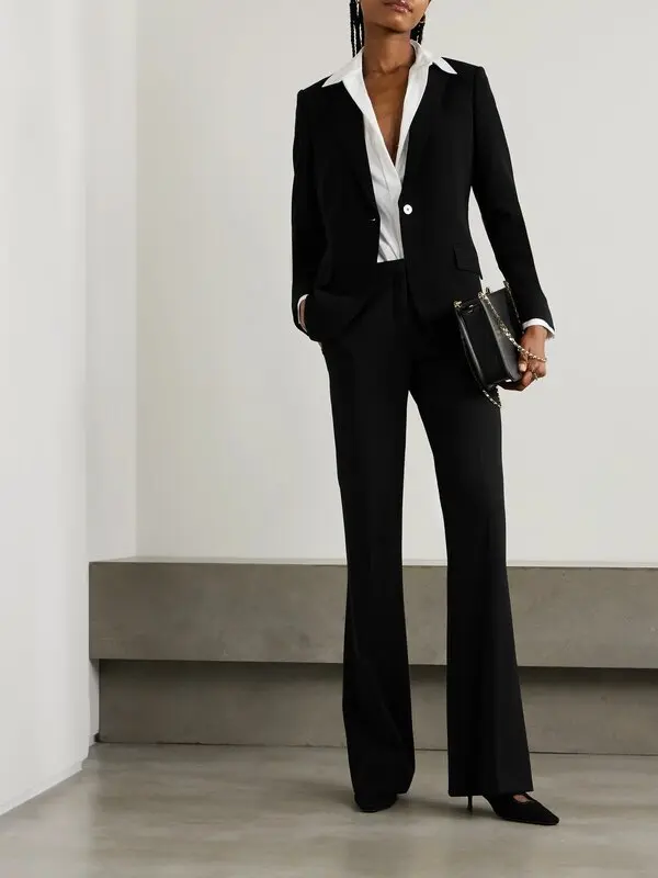 Theory Crepe Blazer - Black
