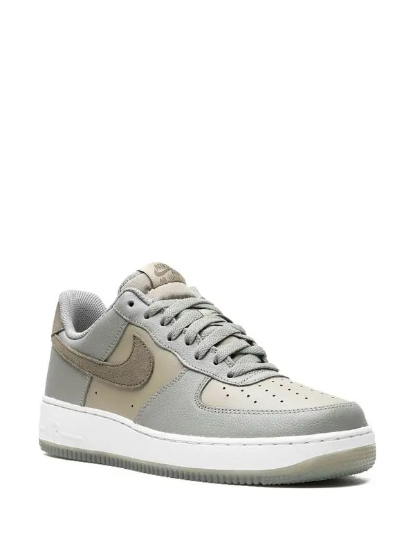 Nike Air Force 1 '07 Lv8 Sneakers
