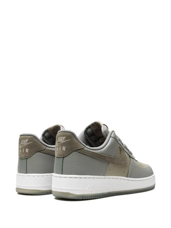 Nike Air Force 1 '07 Lv8 Sneakers