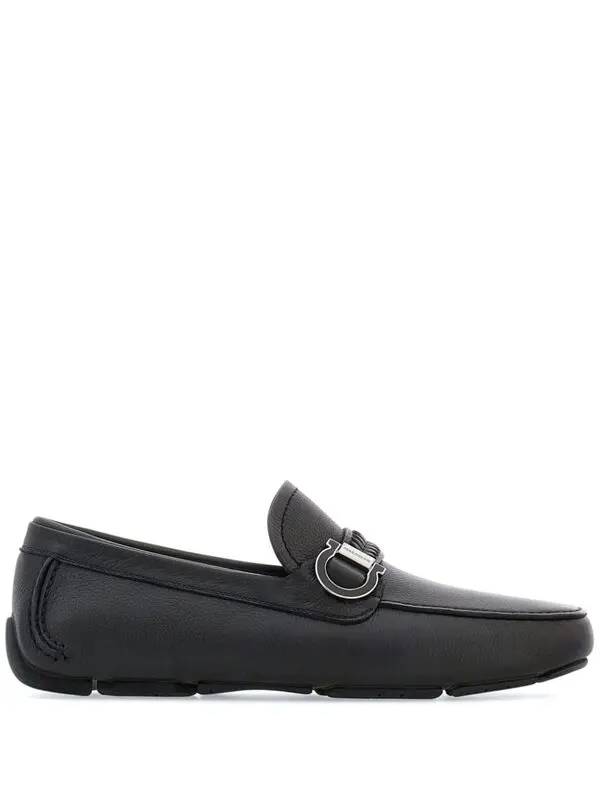 FERRAGAMO Gancini Driver Loafers In Calfskin - Black