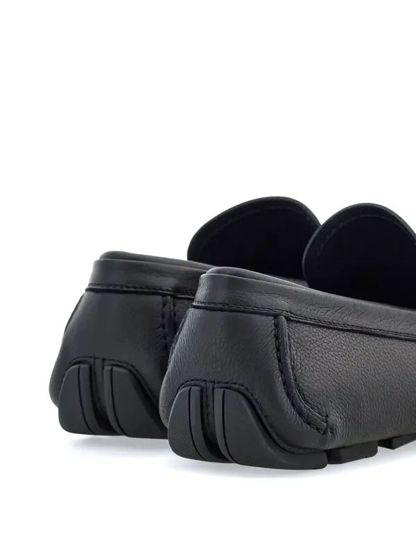 FERRAGAMO Gancini Driver Loafers In Calfskin - Black