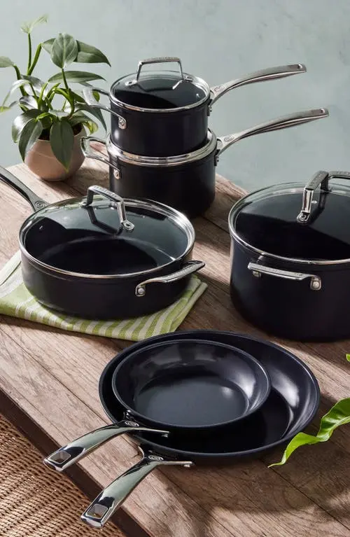 LE CREUSET 10-piece Nonstick Cookware Set