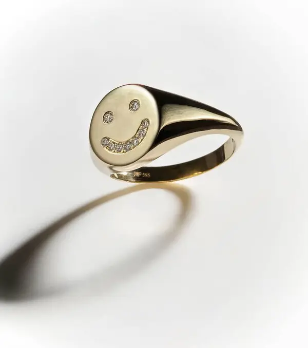ROXANNE FIRST Smiley 14kt Diamond Ring