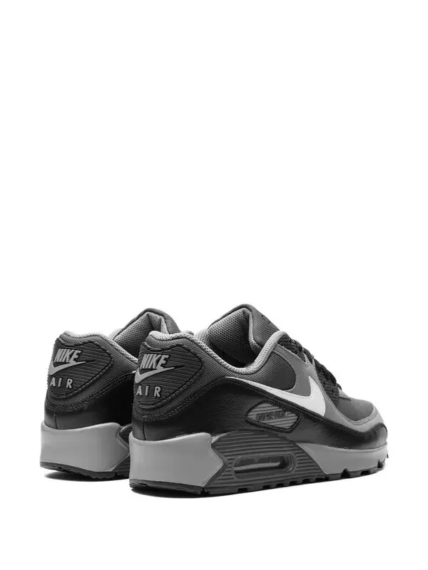 Nike Air Max 90 Gore-tex Sneakers