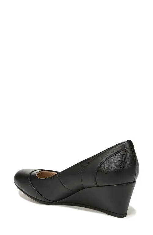 LIFESTRIDE Dreams Wedge Pump - Black