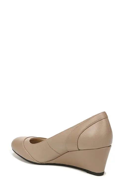 LIFESTRIDE Dreams Wedge Pump