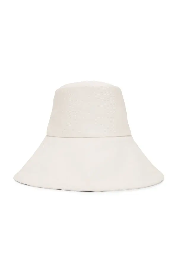 Janessa Leoné Walker Bucket Hat - Off White